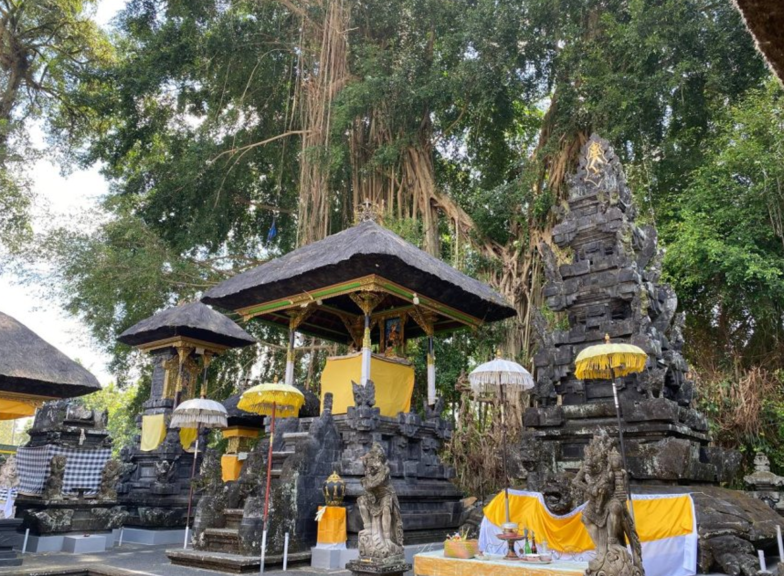 Pura Bukit Sari: The Beauty of a Temple in the Middle of Bali's Monkey ...